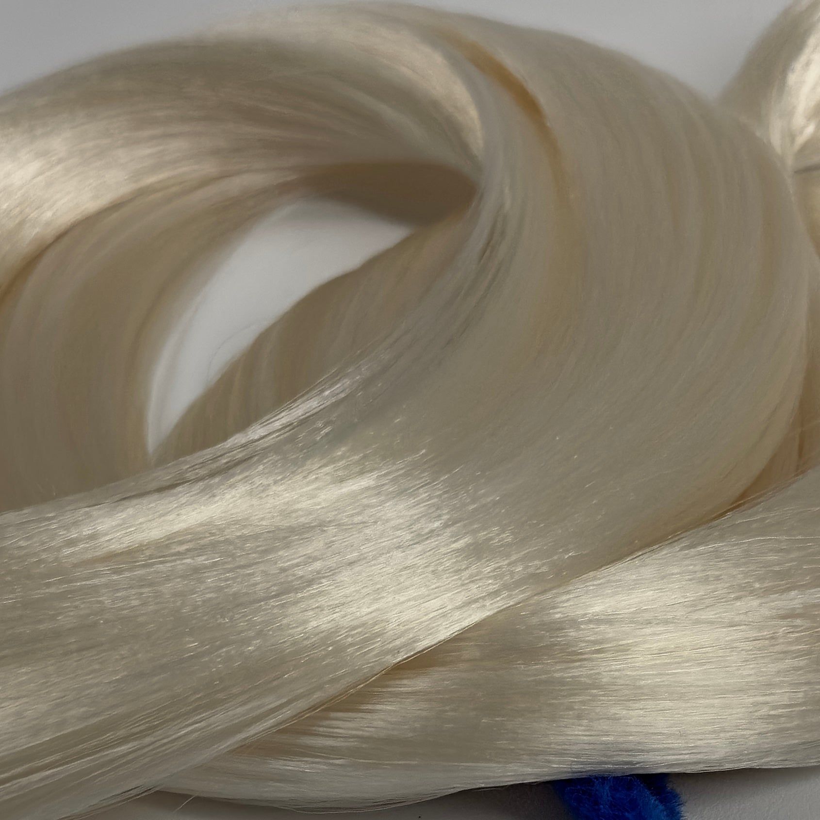 Japanese Saran Mother of Pearl 6025 platinum blonde Doll Hair – Doll ...